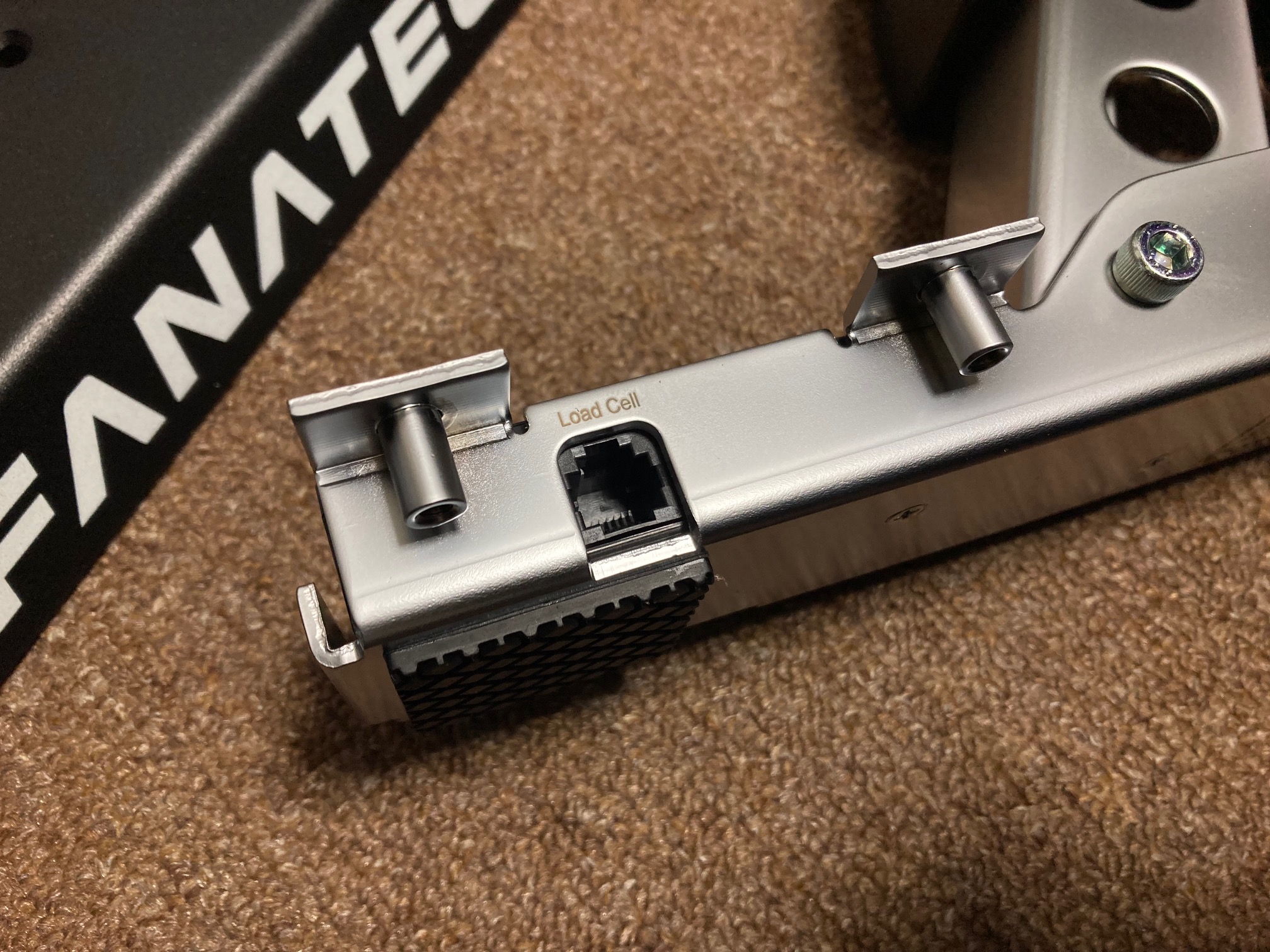 FANATEC 『CSL PEDALS』 オプション 『LOAD CELL KIT』『TUNING KIT』 - みなもブログ